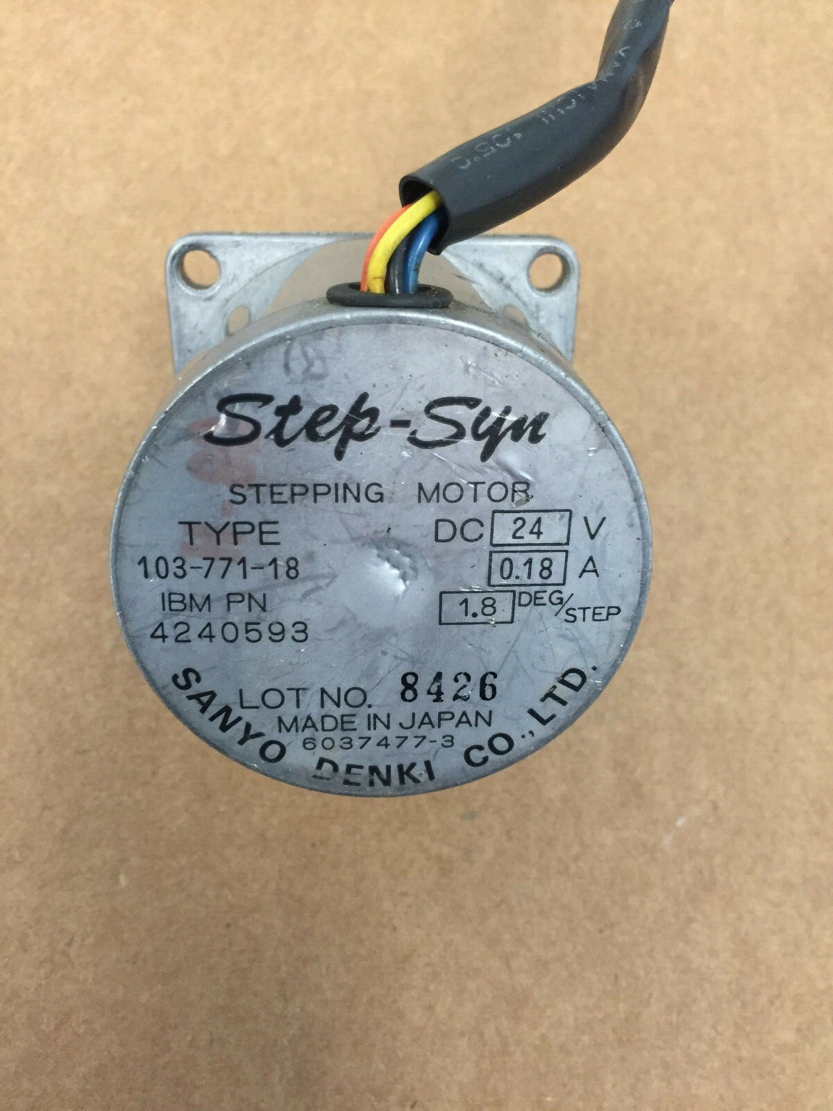 SANYO DENKI 4240593 TYPE 103-771-18 STEPPING STEP-SYN MOTOR 24VDC 0.18A ...