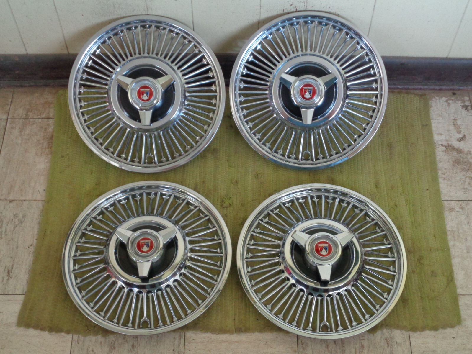 64 65 66 Ford Wire Spoke Spinner Hub Caps 13" Set 4 Wheel Covers 1964 ...