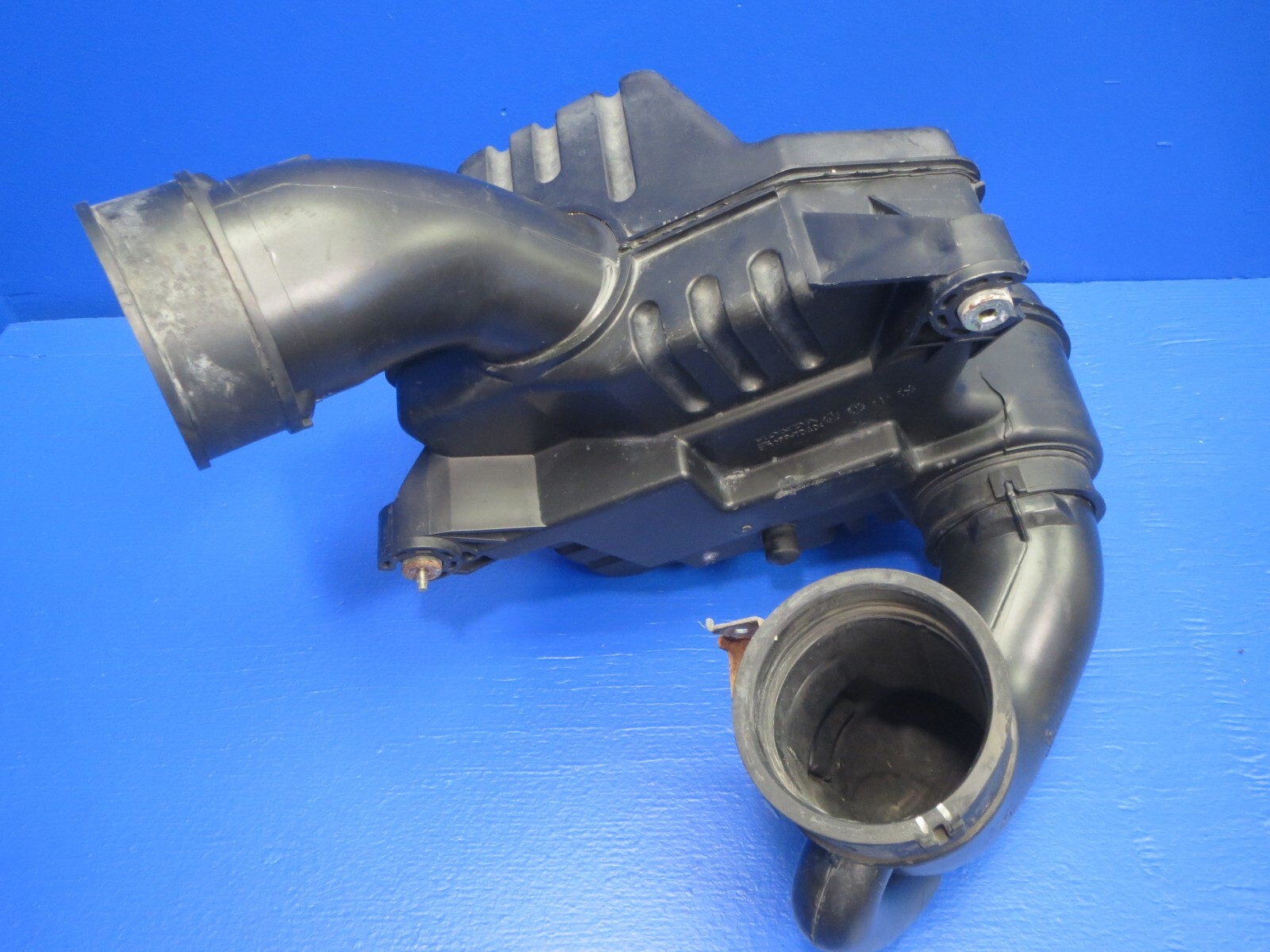 2005 HONDA ACCORD EX 3.0L 4 DOOR LOWER AIR BOX INTAKE RESONATOR CHAMBER ...