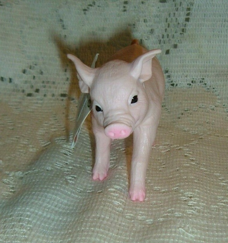 PINK PIGLET ABS PLASTIC FIGURINE SAFARI LTD 265429 2.5 X 4.5" X 1.5 ...