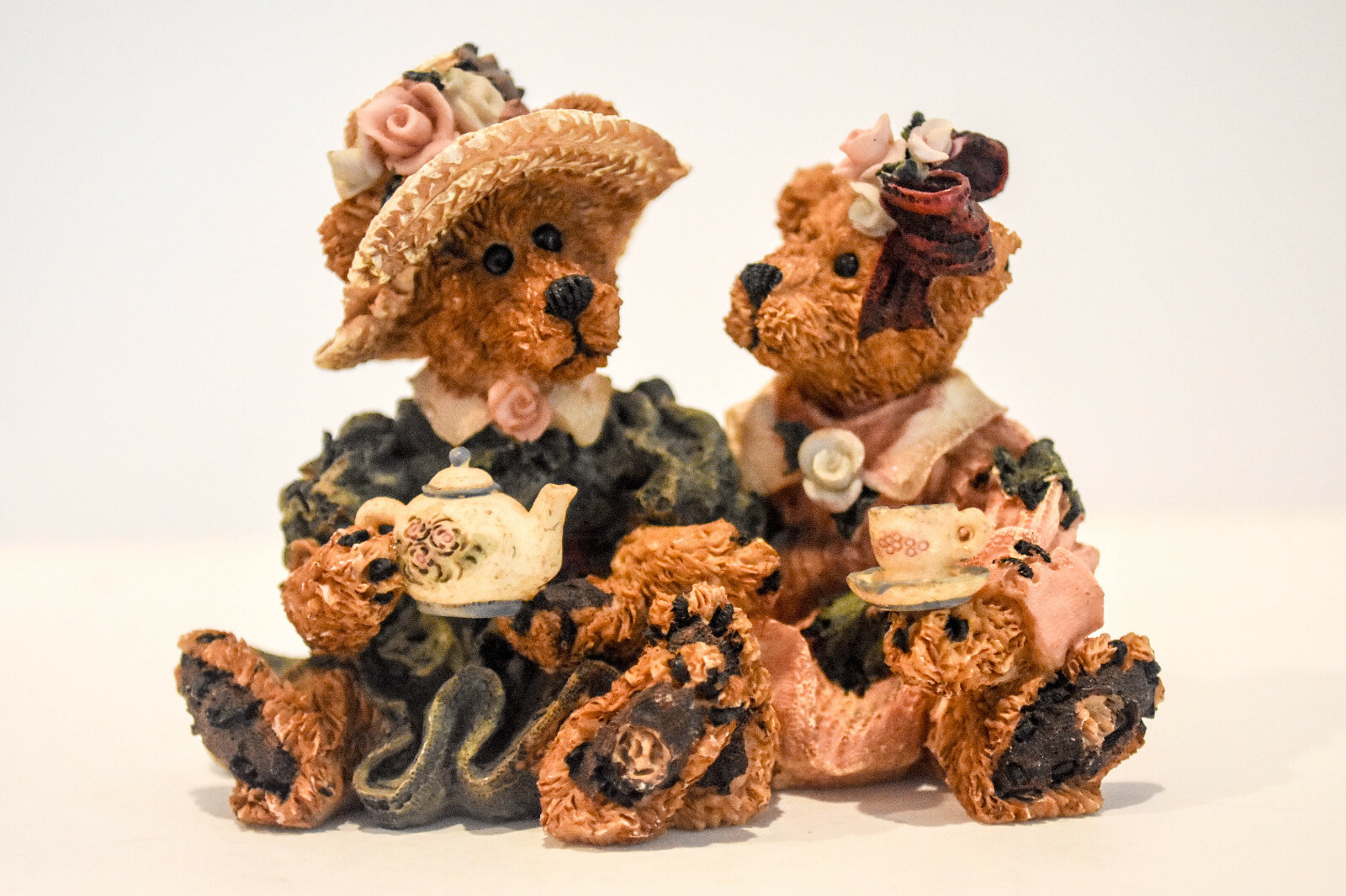 Emma and Bailey Afternoon Tea Series #2277 | eBay