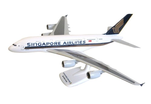 PPC Singapore Airlines Airbus A380-800 9V-SKY Desk Top Model 1/250 AV ...