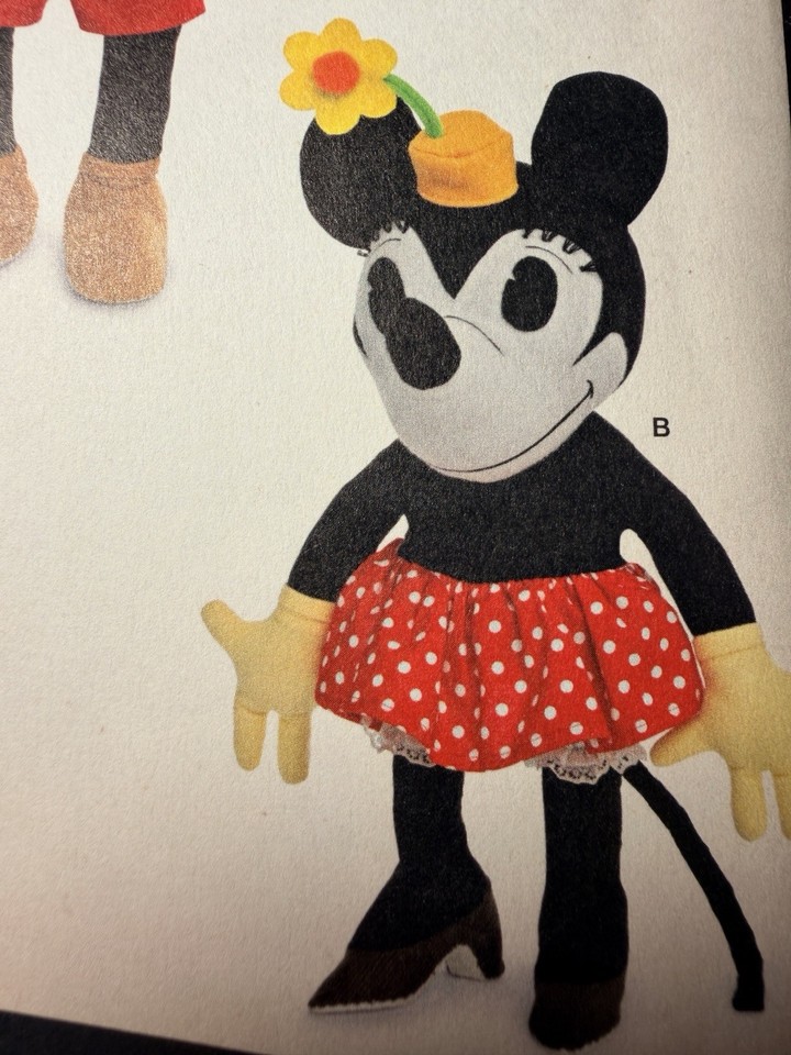 Simplicity 8541 Disney Mickey Minnie Pluto Stuffed Doll Pattern Uncut