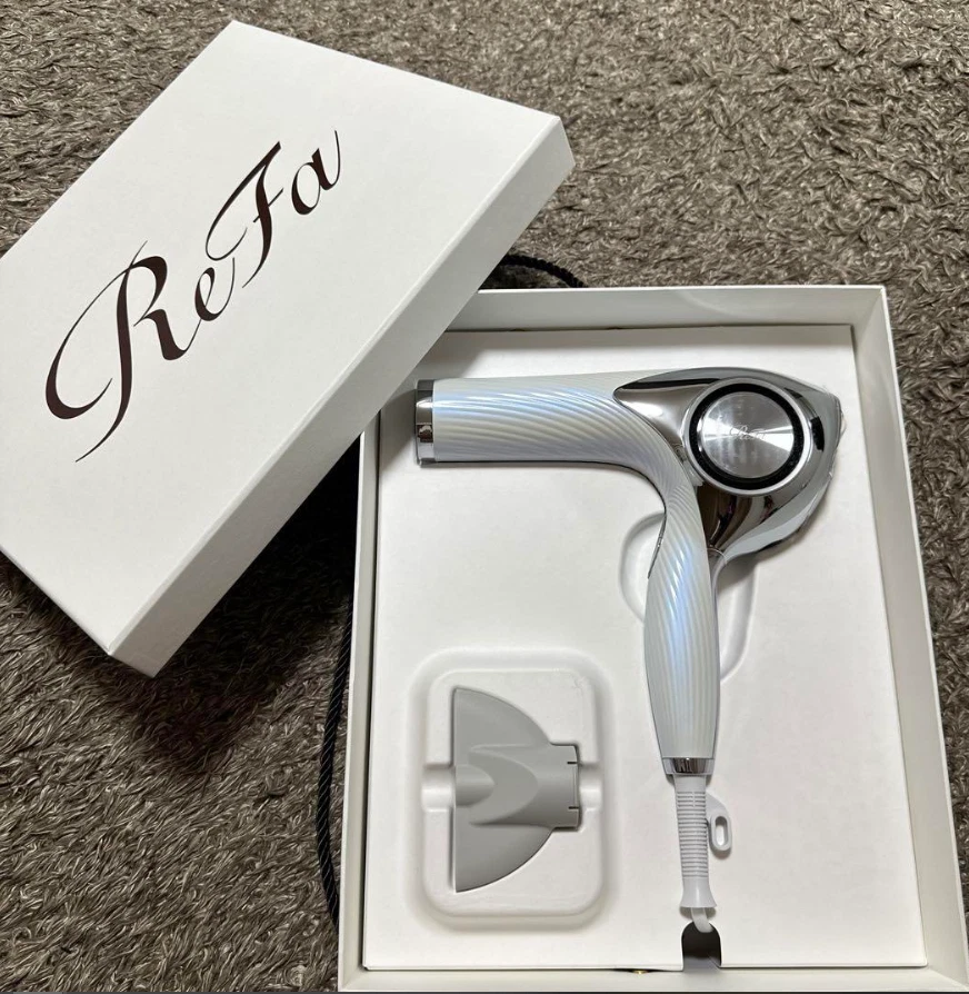 最高の品質の ReFa WHITE RE-AJ02A ヘアドライヤー - www.dgb.gov.bf