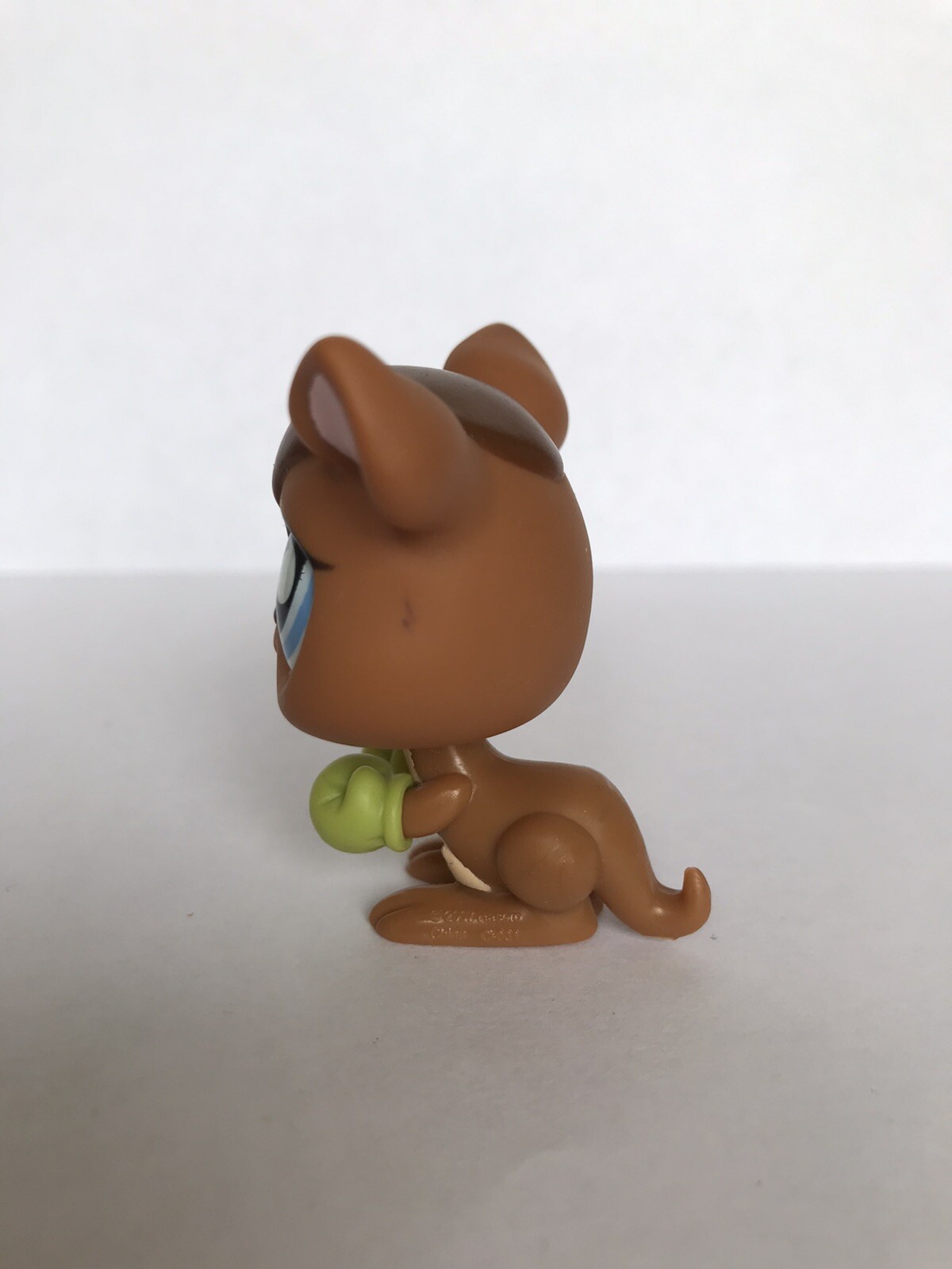 LPS Littlest Pet Shop Kangaroo With Removable Boxing Gloves #682 Good ...