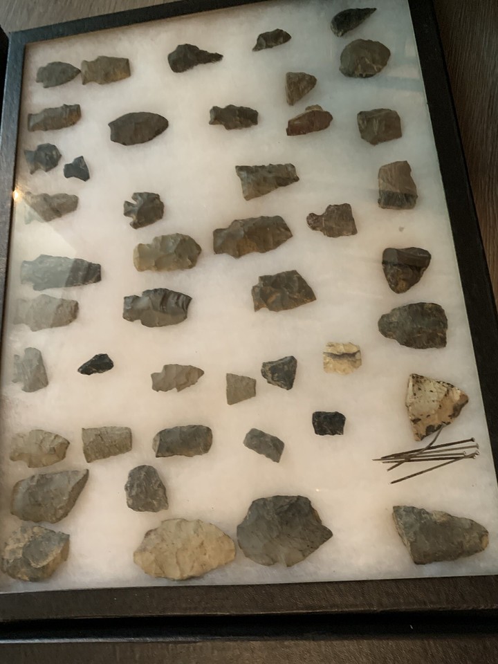 great collection of pennsyvania acient indian arrow heads and scrapers ...