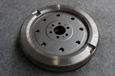 Audi Q3 VW Tiguan Schwungrad 05E105266D Schwungscheibe flywheel 1.5 ...