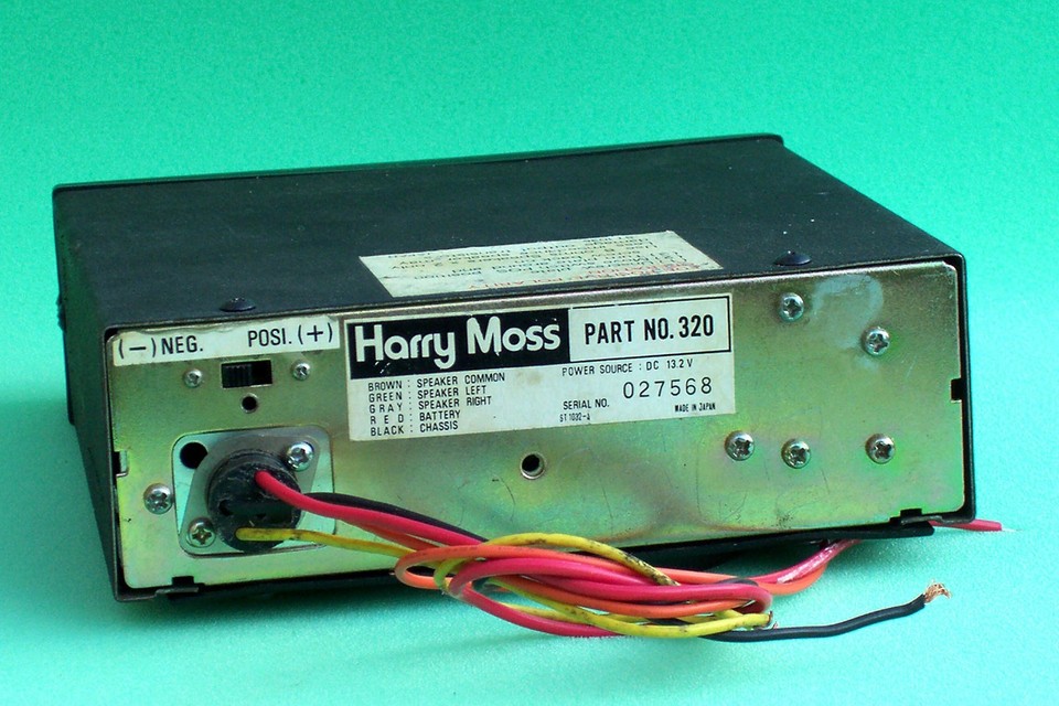 Harry Moss 8-Track Player 320 Vintage Car Stereo plays watch the video ...
