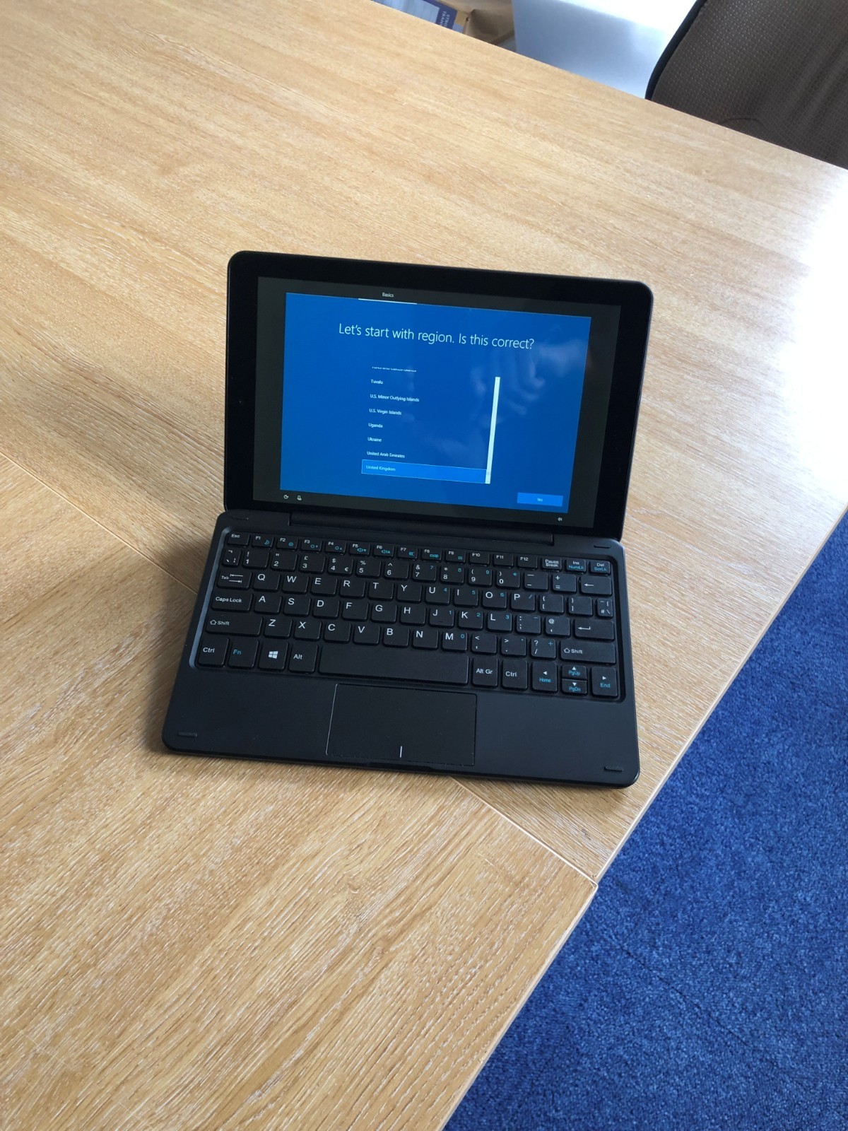 Linx 1020 10.1" 32GB Wi-Fi Windows 10 Tablet With Keyboard Intel Atom ...