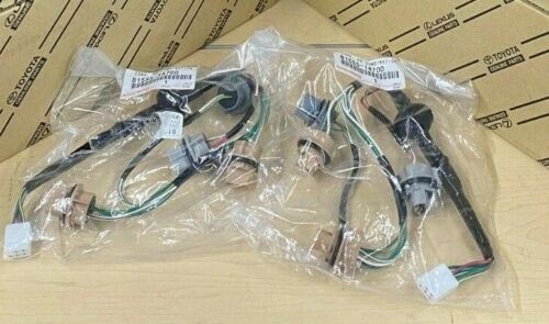 " Toyota Supra 1997-1998 JZA80 Tail Light Harness 81555-14700 x2 ...