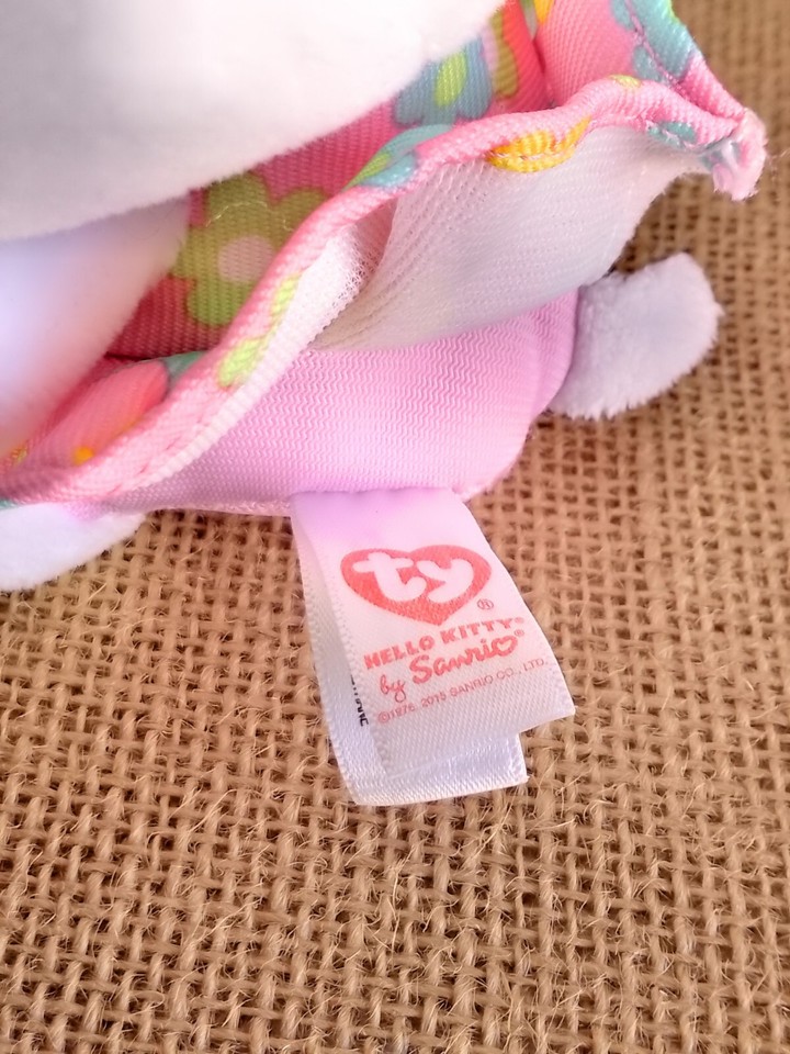 Hello Kitty Easter Pal 2015 Ty Collectable Stuffy Super Soft All Ages ...
