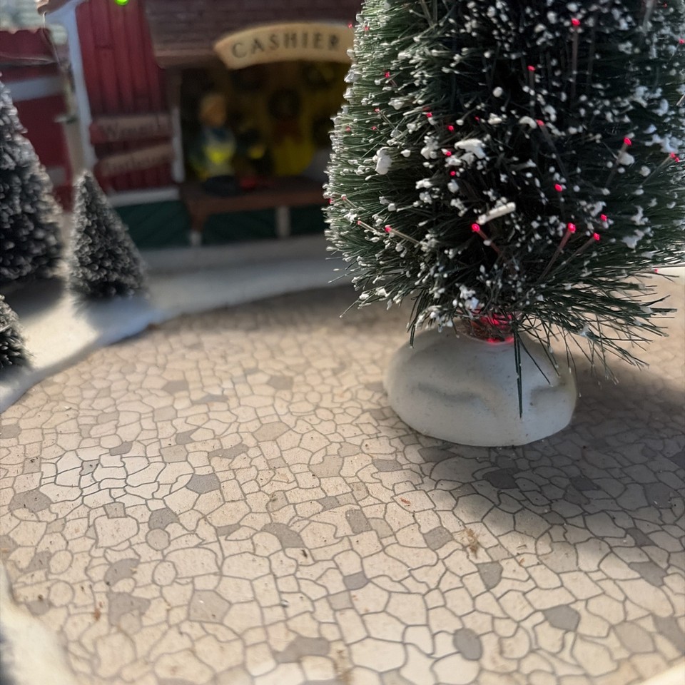 Lemax Animated Tree Lot Rare New in Box Christmas Tree Farm Store Fiber ...