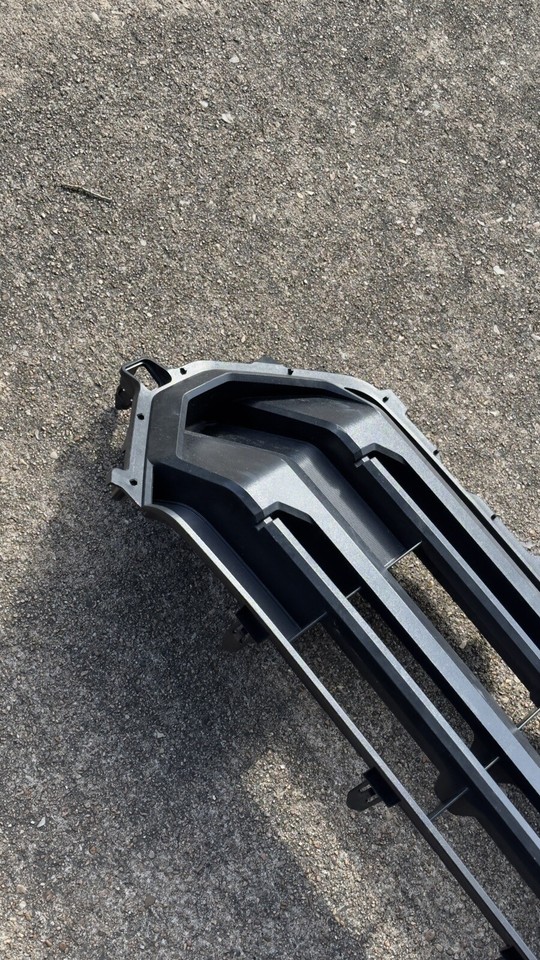 NEW!!!! Never USED OEM 2024 TOYOTA TACOMA FRONT BUMPER GRILLE 53111 ...