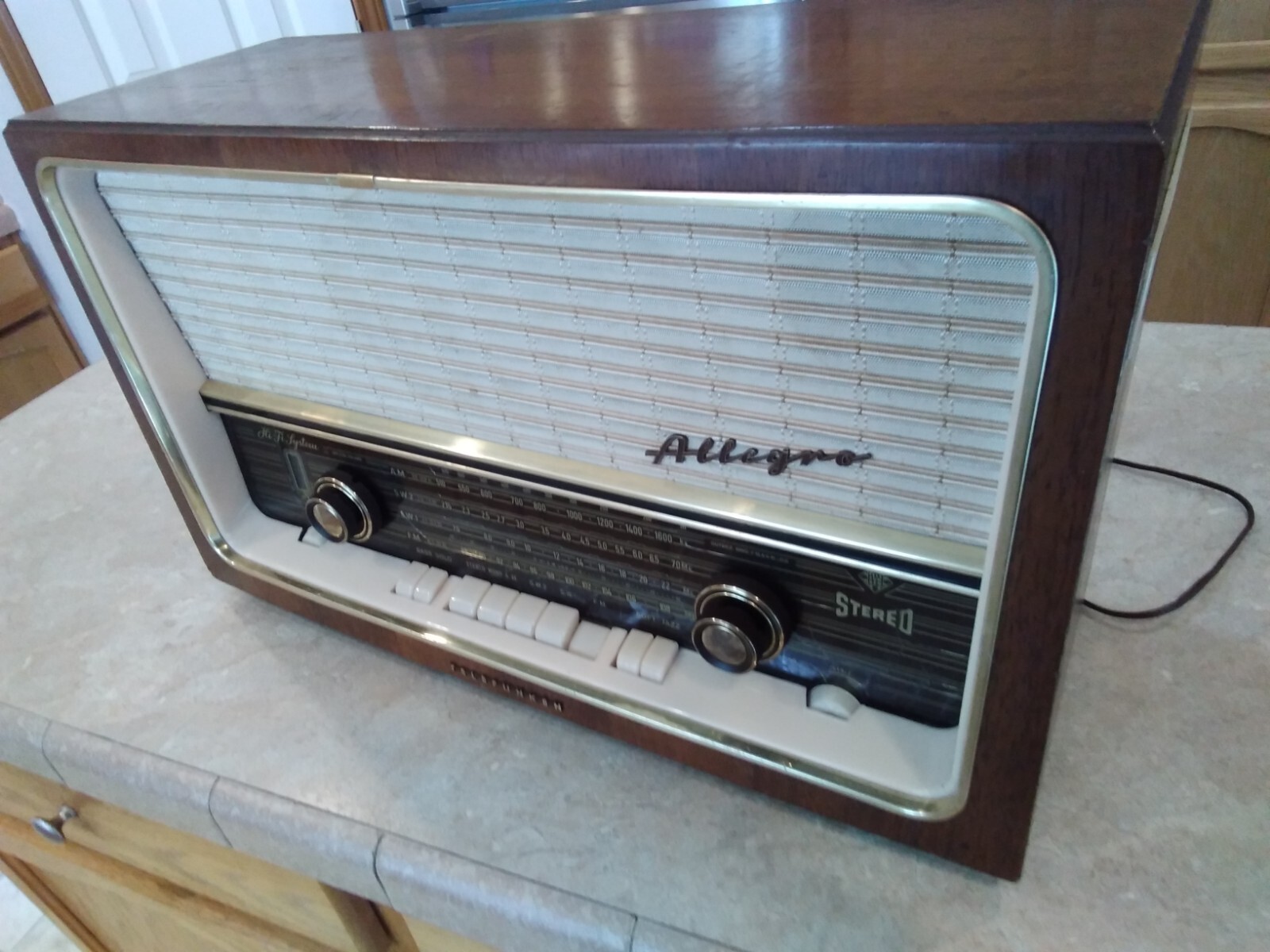 TELEFUNKEN Allegro SUPERHETERODYNE Tube Radio. 5083 w Stereo VINTAGE | eBay