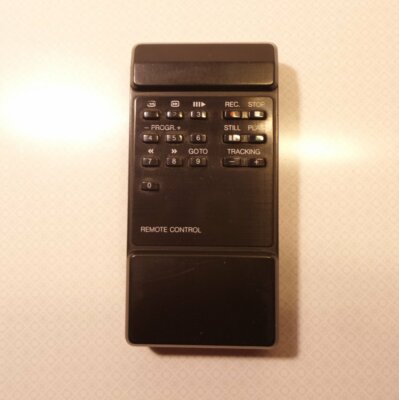 GRUNDIG Tele Video Pilot Alte Fernbedienung Vintage IR Remote Control ...
