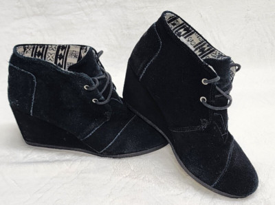 Toms Boots Womens 7 Desert Wedge Heels Ankle Booties 380515 Black Suede ...