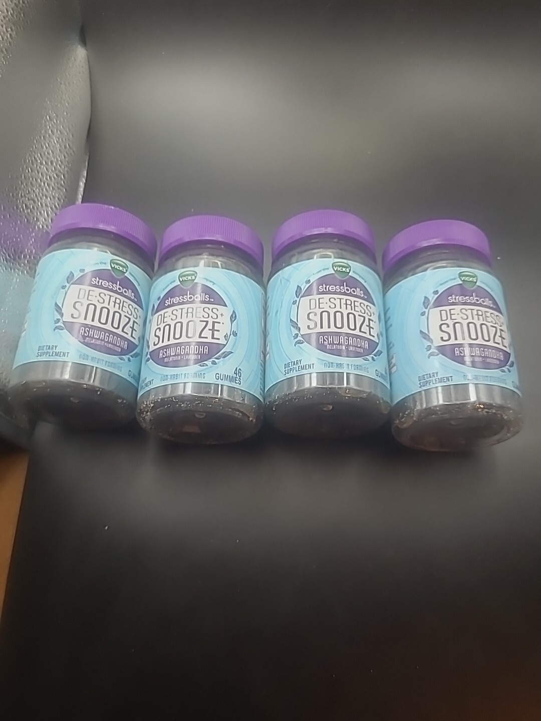 4 PACK Vicks Stress balls De-Stress + Snooze NEW & SEALED 46 Gummies ...