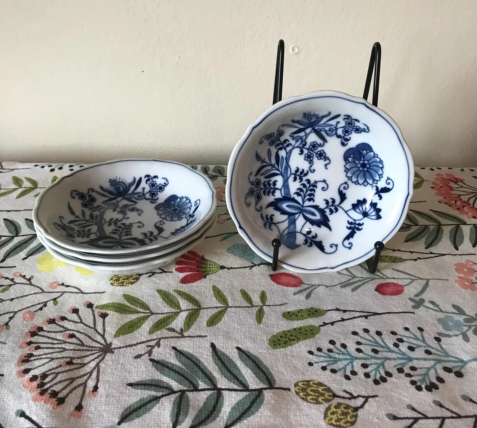 Vintage Set of Four (4) Blue Danube Fruit Bowls 5.5” D Blue/White | eBay