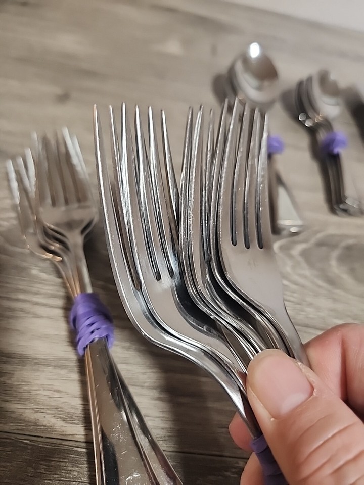 30 Pc Pfaltzgraff Stainless Flatware Silverware Set H2 | eBay