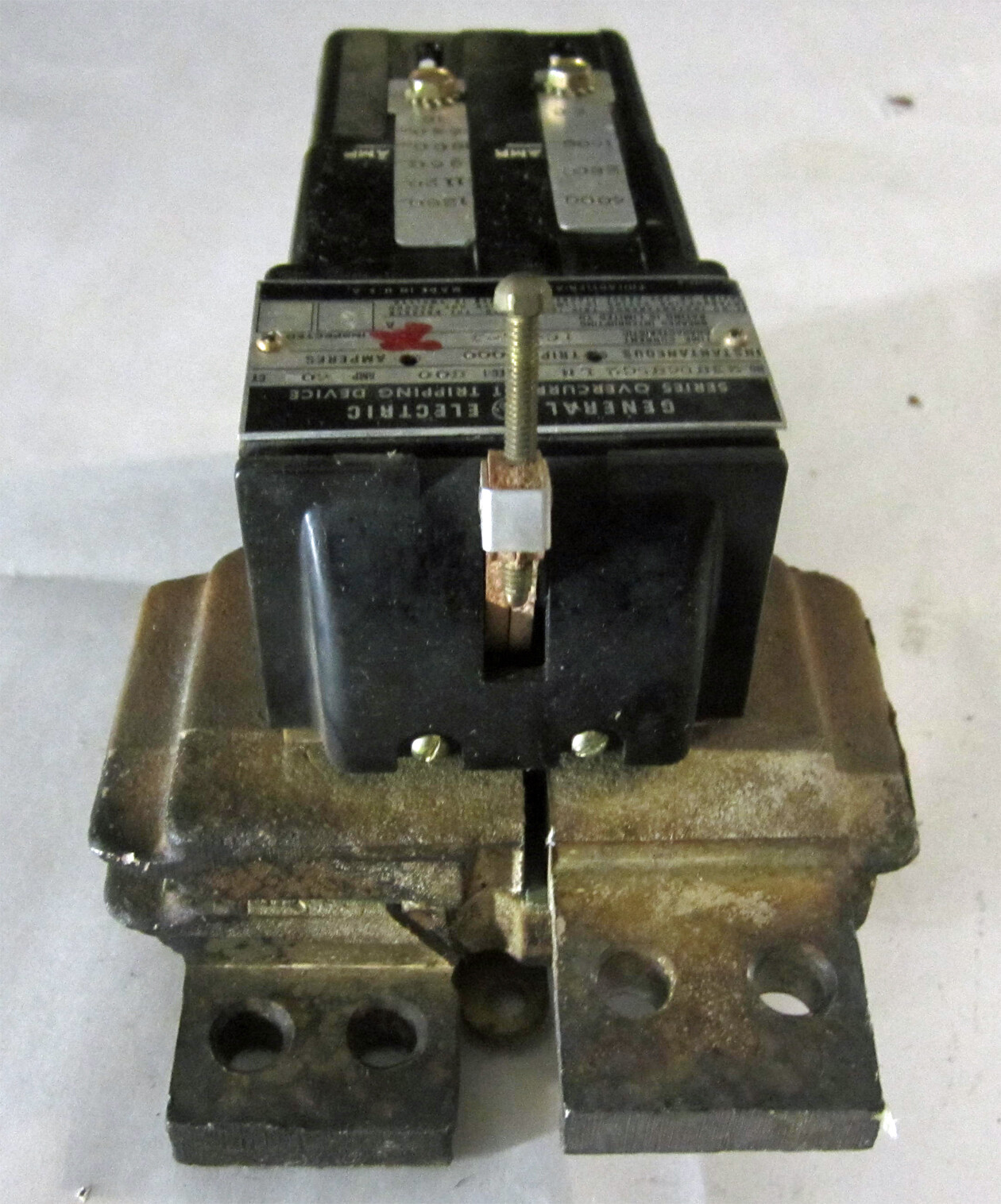 General Electric 800 Amp Type EC-1 Overcurrent Tripping Device Model ...