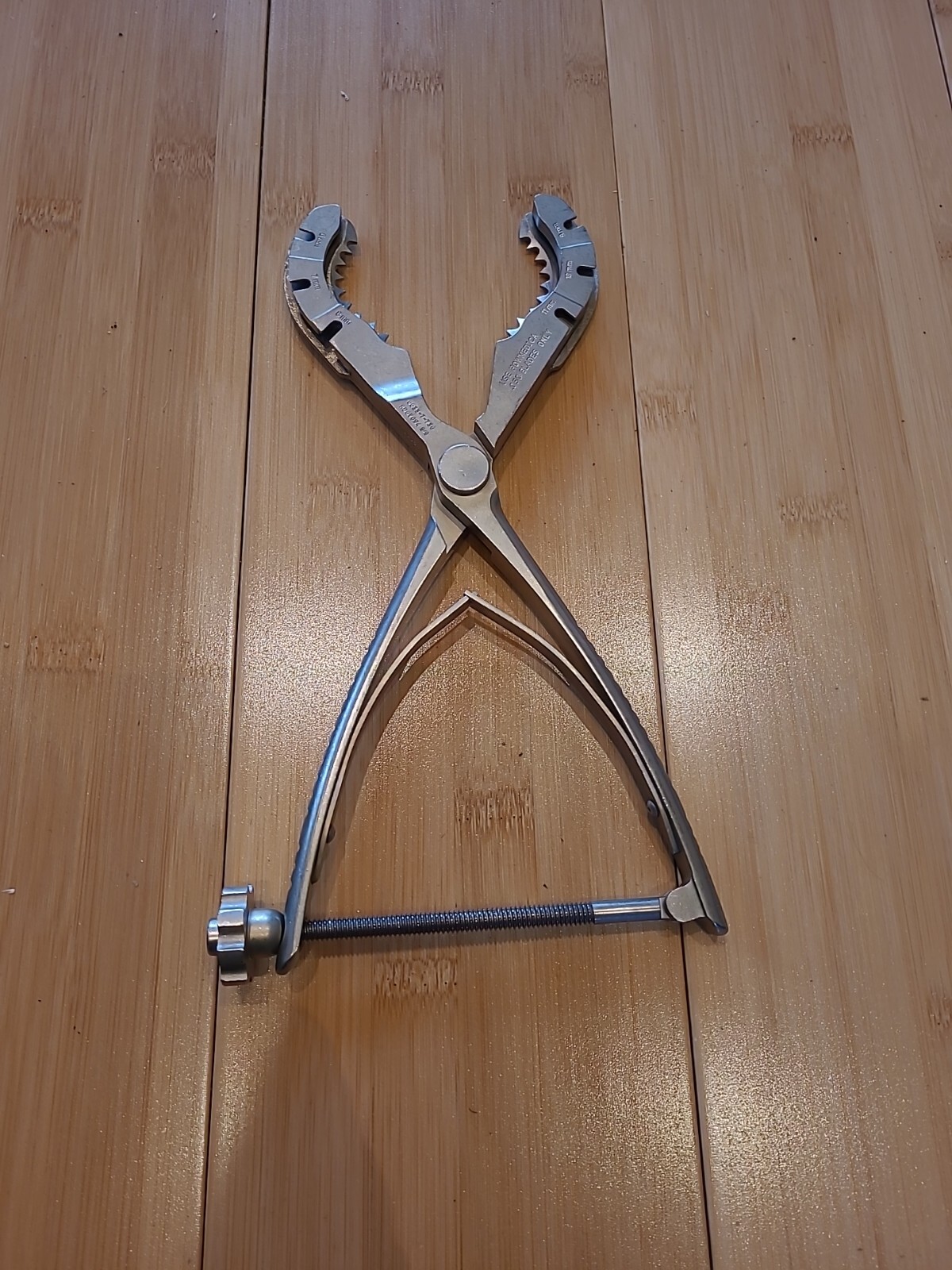 Howmedica Patella Clamp | eBay