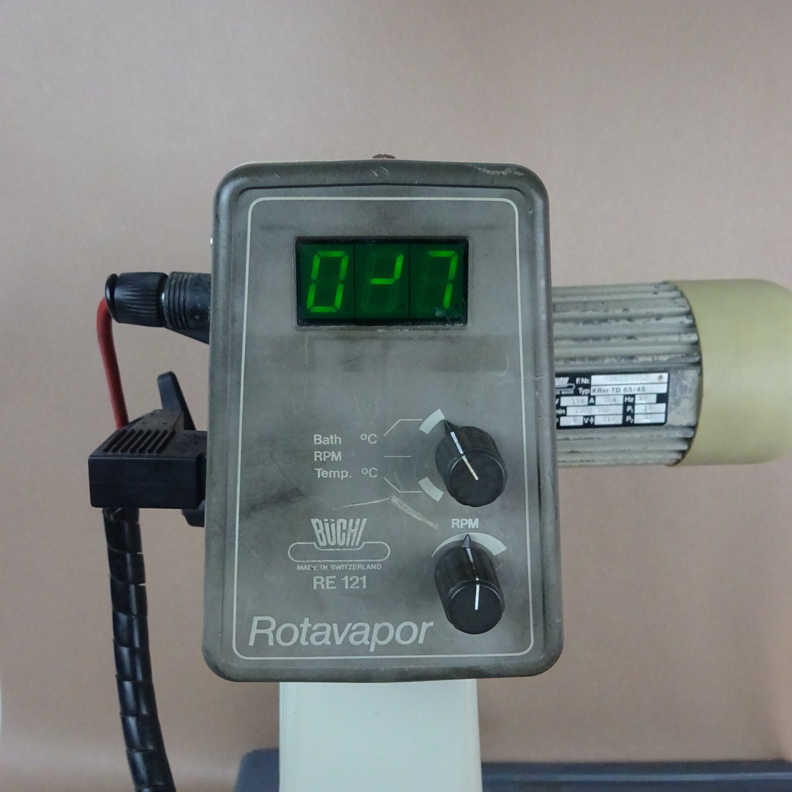 BUCHI ROTAVAPOR RE-121 DIGITAL ROTARY EVAPORATOR W/ STAND ( BUCHI 011 ...