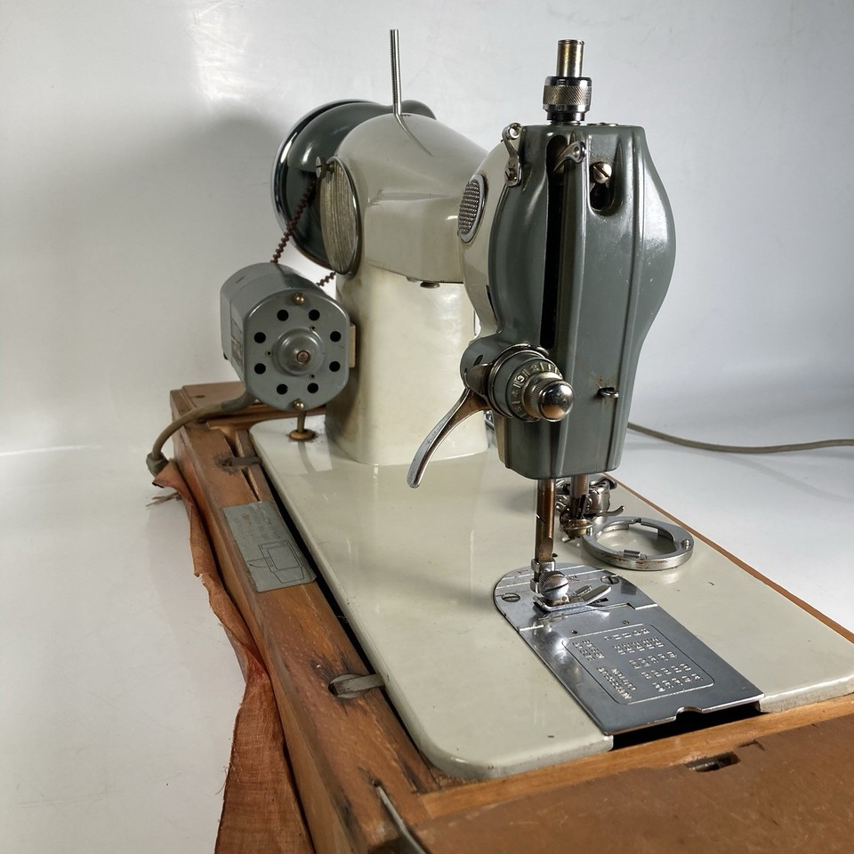 Vintage Jones Sewing Machine Model CBD Semi Industrial Machine | eBay
