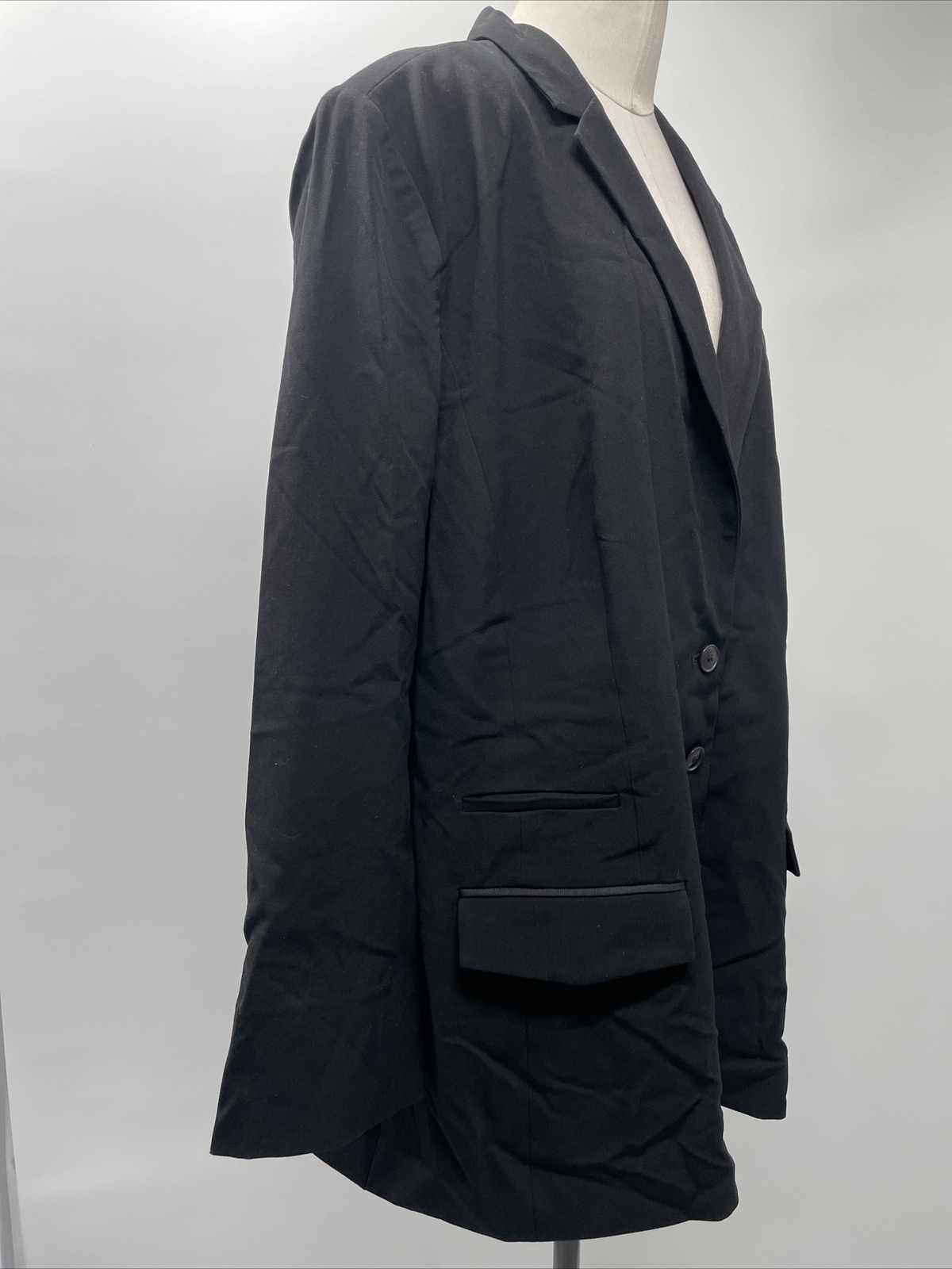 Lane Bryant Women's Ventless Two Button Tailored Stretch Black Blazer ...