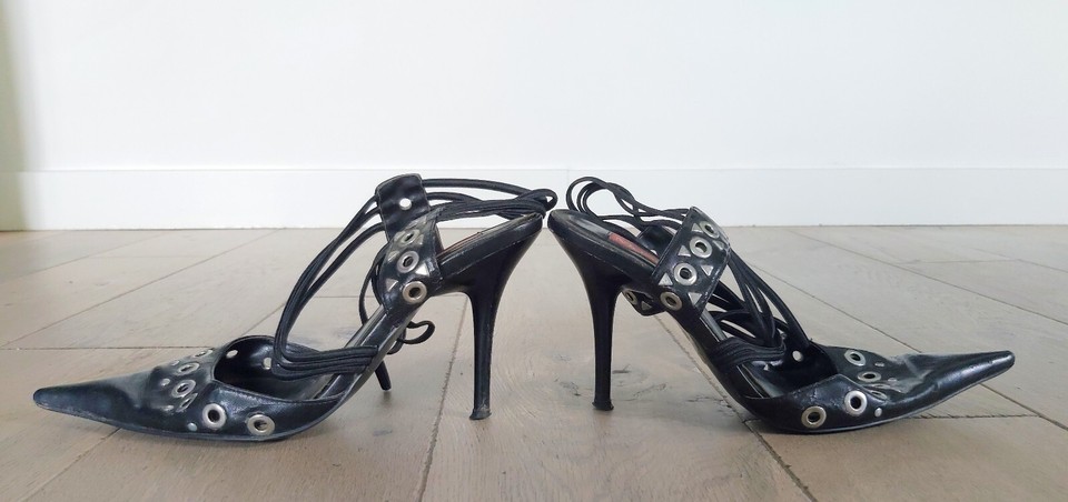 Mascara Italian high heel stiletto leather pumps mega pointed favorite ...