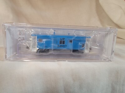 Bluford Shops N 24627 Union Pacific Blue Int. Ex Rock 4-Bay Window ...