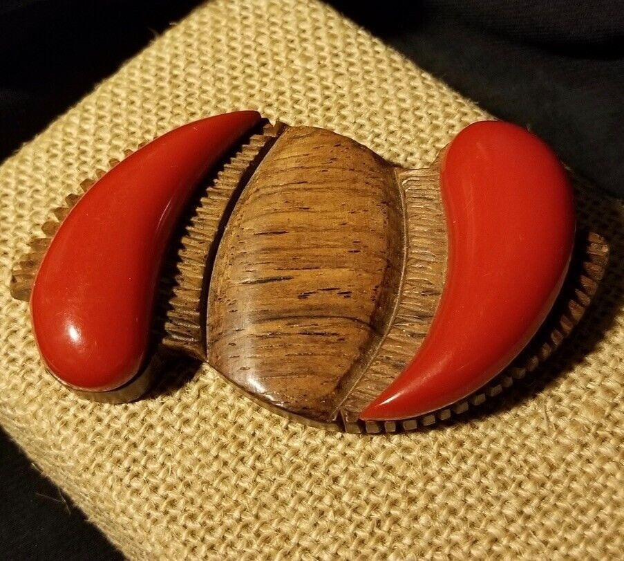 ART DECO RED BAKELITE & Carved Wood Modernist Abstrac… - Gem