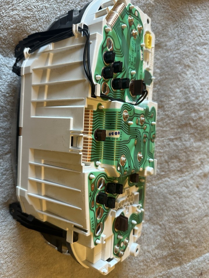 96-00 HONDA CIVIC MANUAL cluster. ek9,ek4,ej1,ej6,em1,rs,civic,sir,si ...