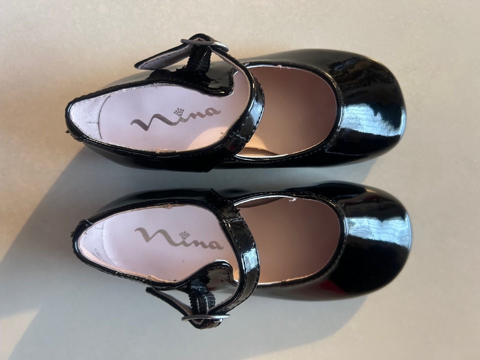 Nina girls dress shoe 6 W toddler black patent Mary Jane buckle holiday ...