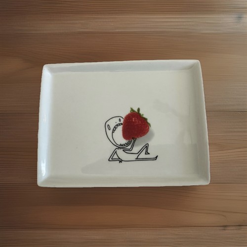 CRATE BARREL CB2 OLIVER Strawberry Appetizer Snack Plate Retired | eBay