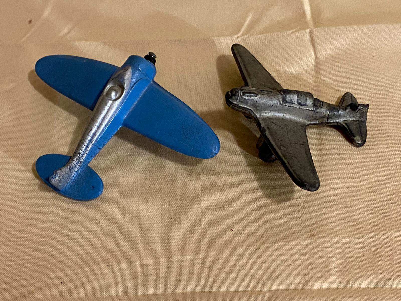 Vintage Rubber Toy Airplanes Pair Sun Rubber an-50 | eBay