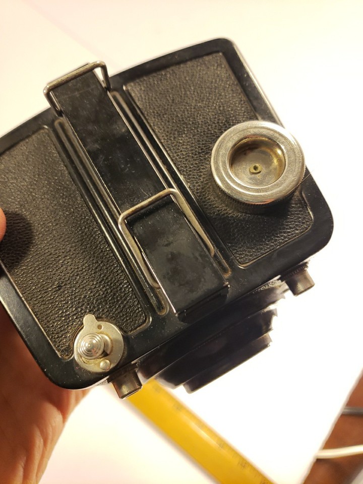 Vtg Small CAMERA BROWNIE FLASH SIX-20 MADE IN U.S.A. BLACK BOX CAMERA ...