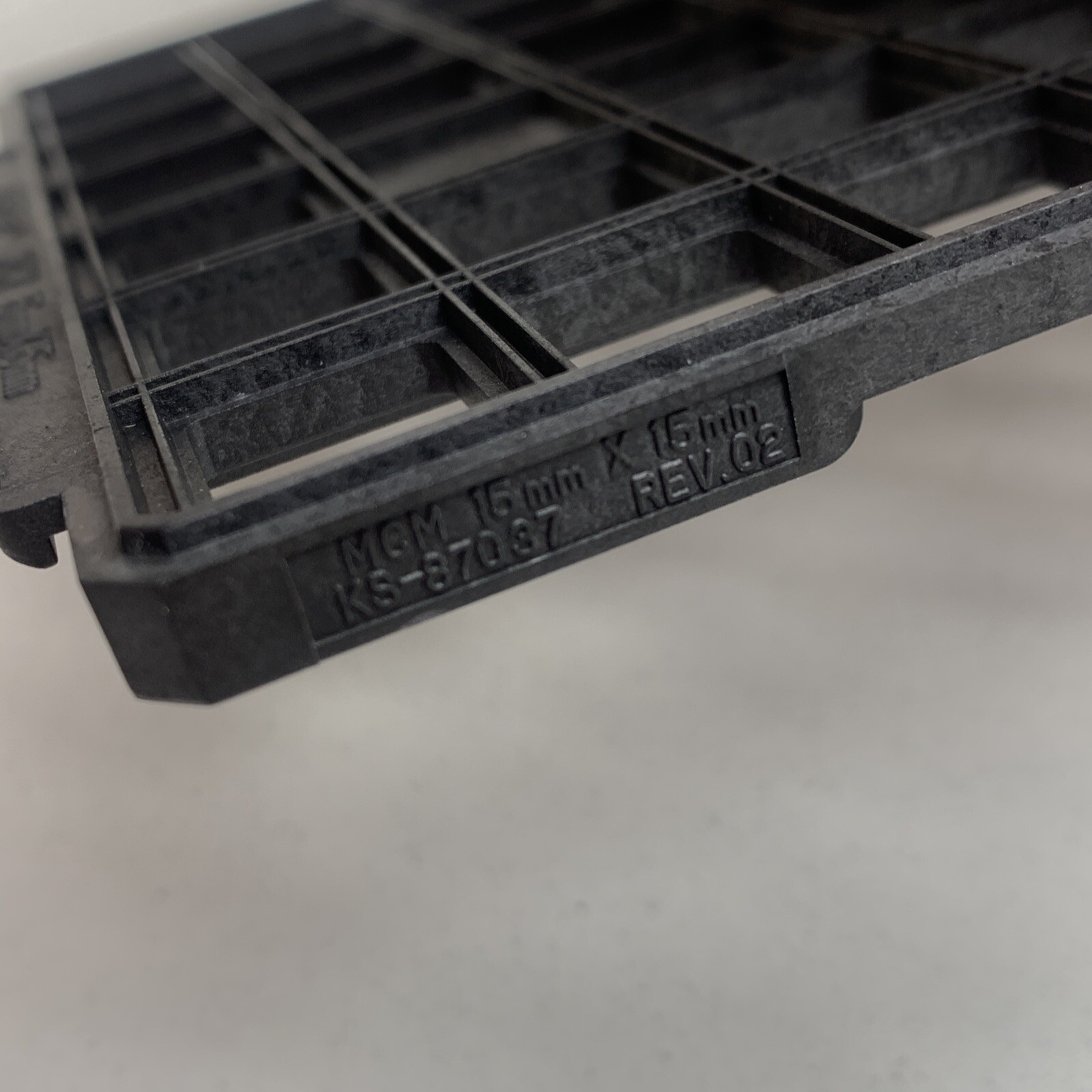 Kostat KS-67037 Electronic Chip Tray Packaging 15mm x 15mm | eBay