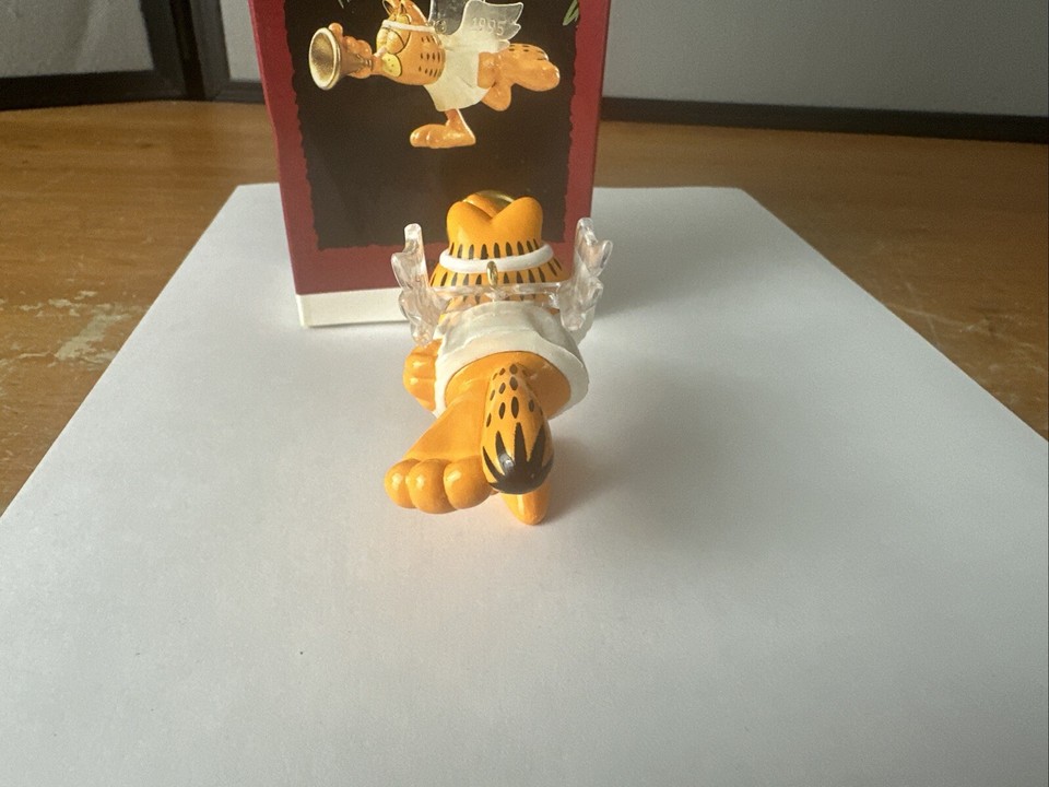 Vintage Hallmark Keepsake Ornament Garfield Angel Trumpet 1995 Clear ...