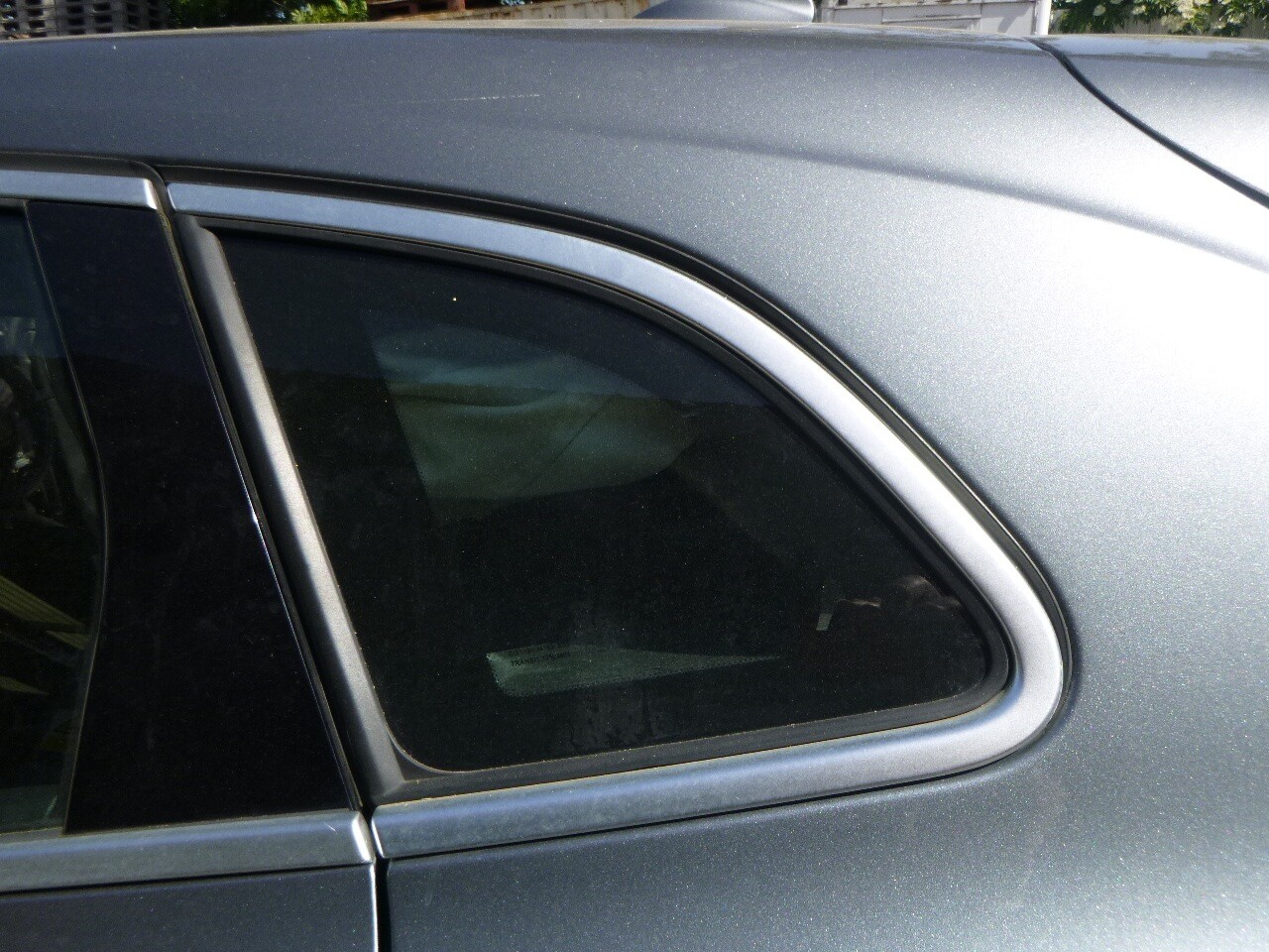 VOLVO V40 2012-2019 QUARTER PANEL WINDOW - PASSENGER REAR (TINTED ...