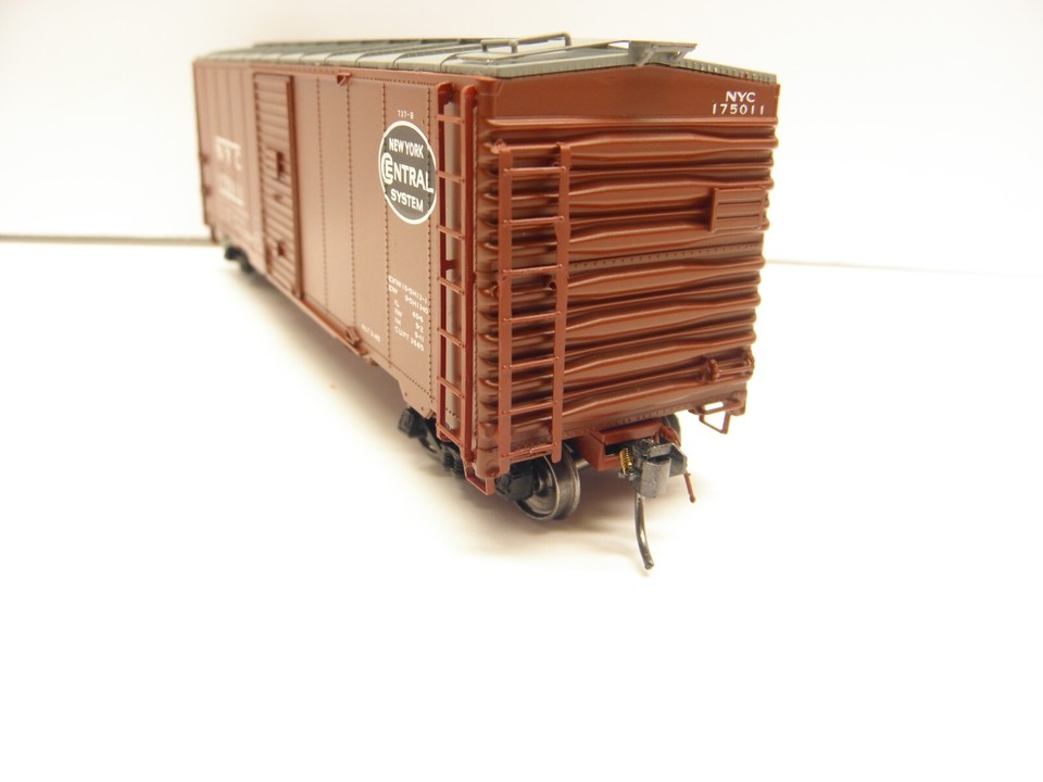 INTERMOUNTAIN #45779-01 - POST WAR BOXCAR NEW YORK CENTRAL#175011 -HO ...