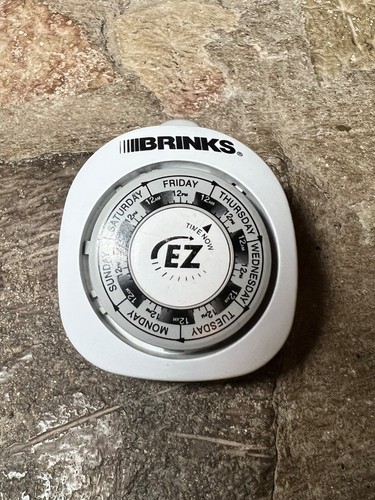 Brinks* Preset Vacation / Security / Holiday Indoor Timer 42-1009 EZ | eBay