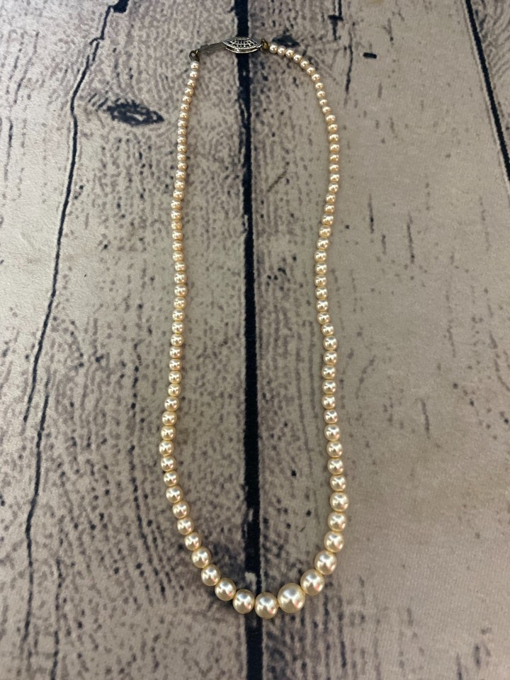 Vintage Womens Ivory Pearl Beaded Costume Necklace With Fish Hook Clasp ...