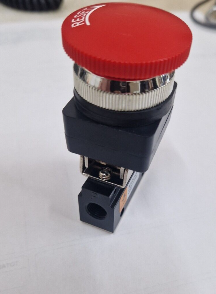 Red Emergency Stop Push Button PneumaticValve 3/2 Normaly Closed ...