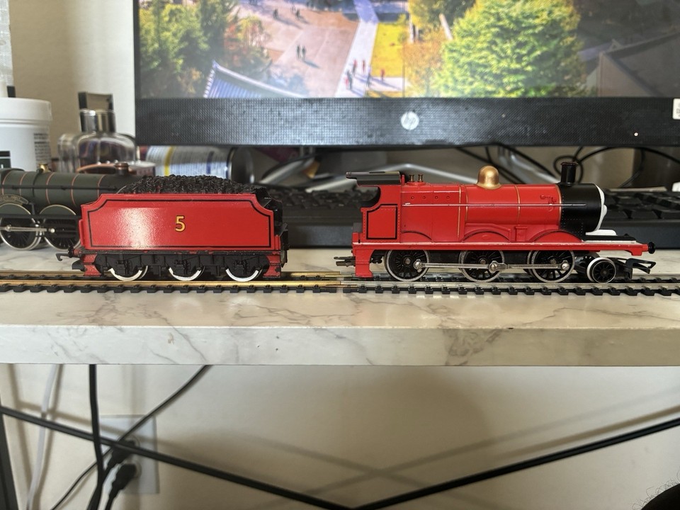 Hornby James OO (Thomas The Tank Engine and Friends) 1985 Version Used ...