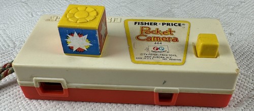 Vintage Fisher Price Toy 1974 Pocket Camera #464 "A TRIP TO THE ZOO ...