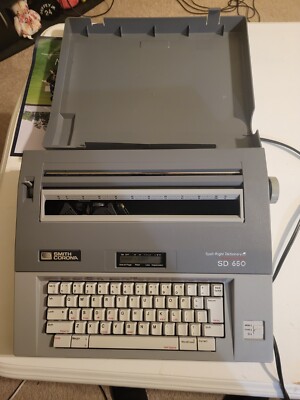 Smith Corona SD 650 Electric Typewriter w/ Spell Right Dictionary ...