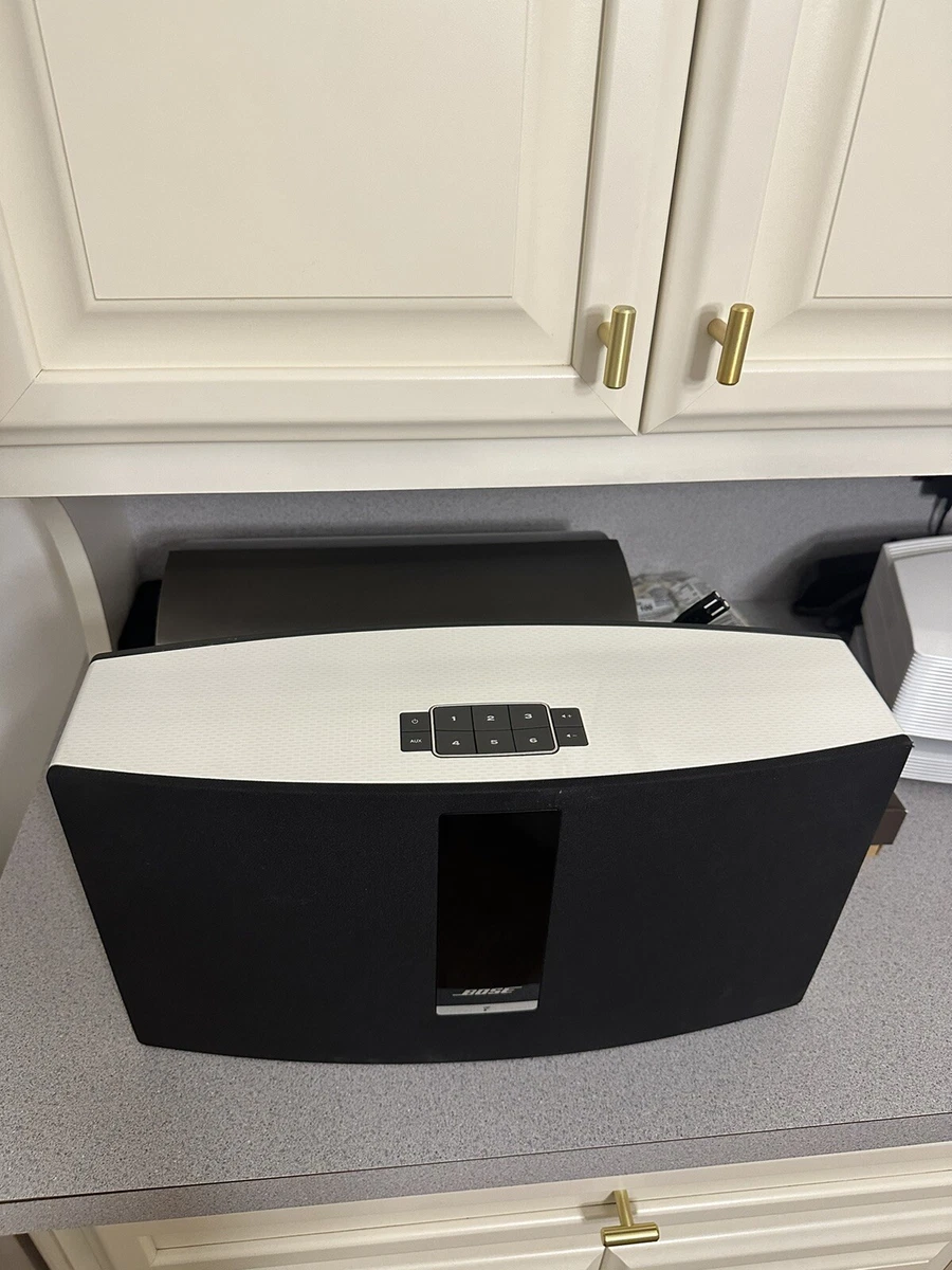 BOSE SoundTouch 30 Series III Wireless-