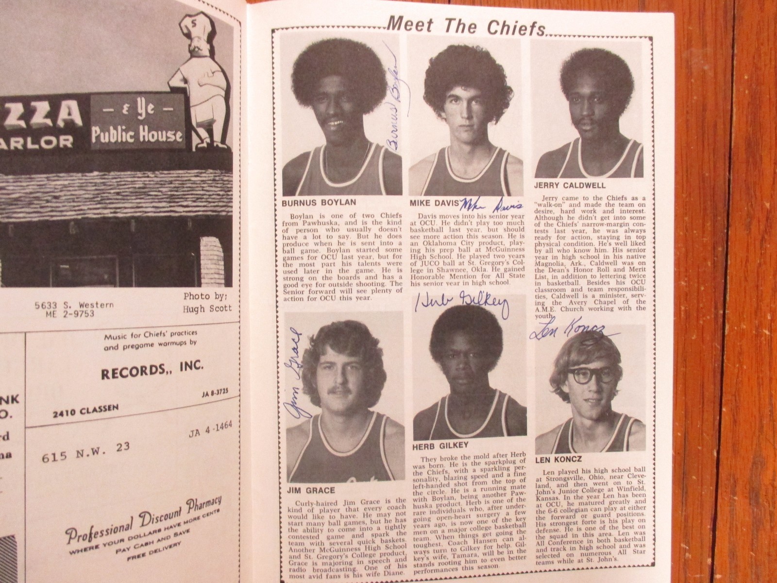 1974 Oklahoma City Men Basketball Program(16 Sign(PAUL HANSEN/BUD KOPER ...