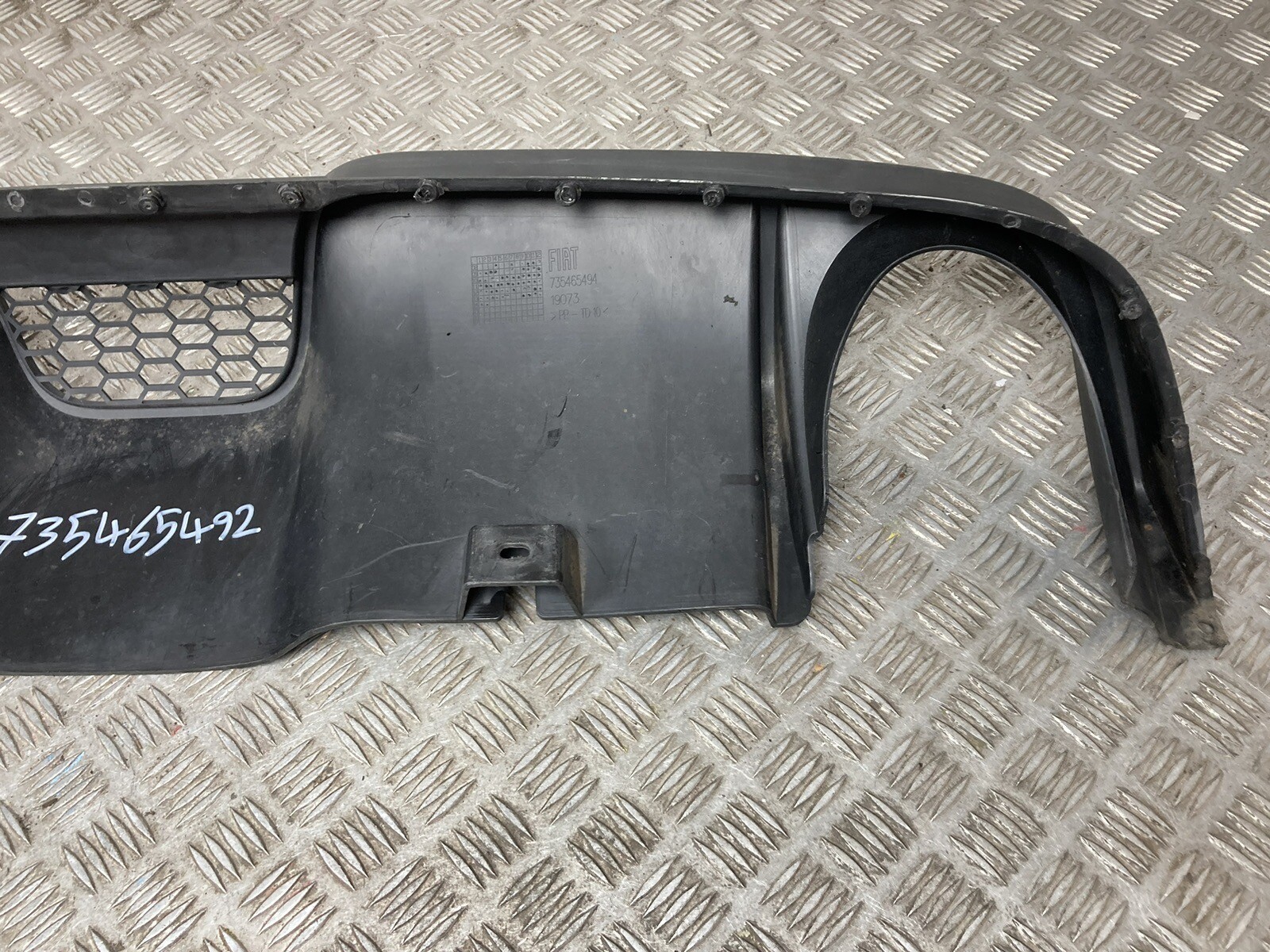 Fiat+500+Abarth+595+Rear+Bumper+Diffuser+Genuine+735633085 for sale ...