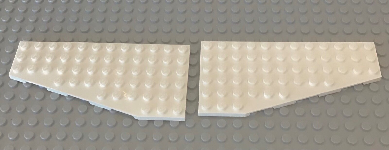 LEGO NEW Pair White Wedge Plate, 12x6 Wing Left and Right, Part 30355 ...